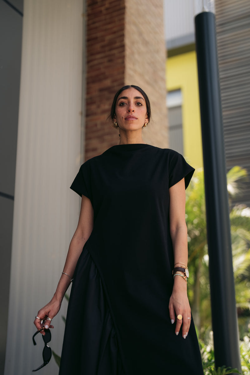 Half sleeves Melton x poplin dress in Black – Notch